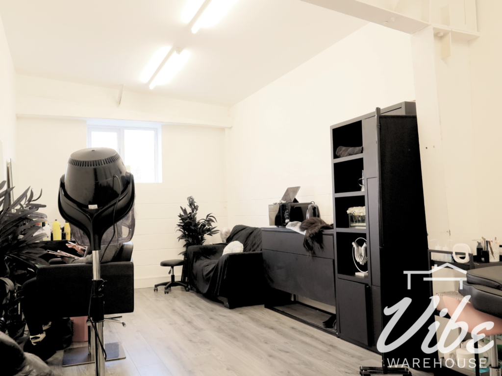 Creative Workspaces Studios: Vibe Warehouses