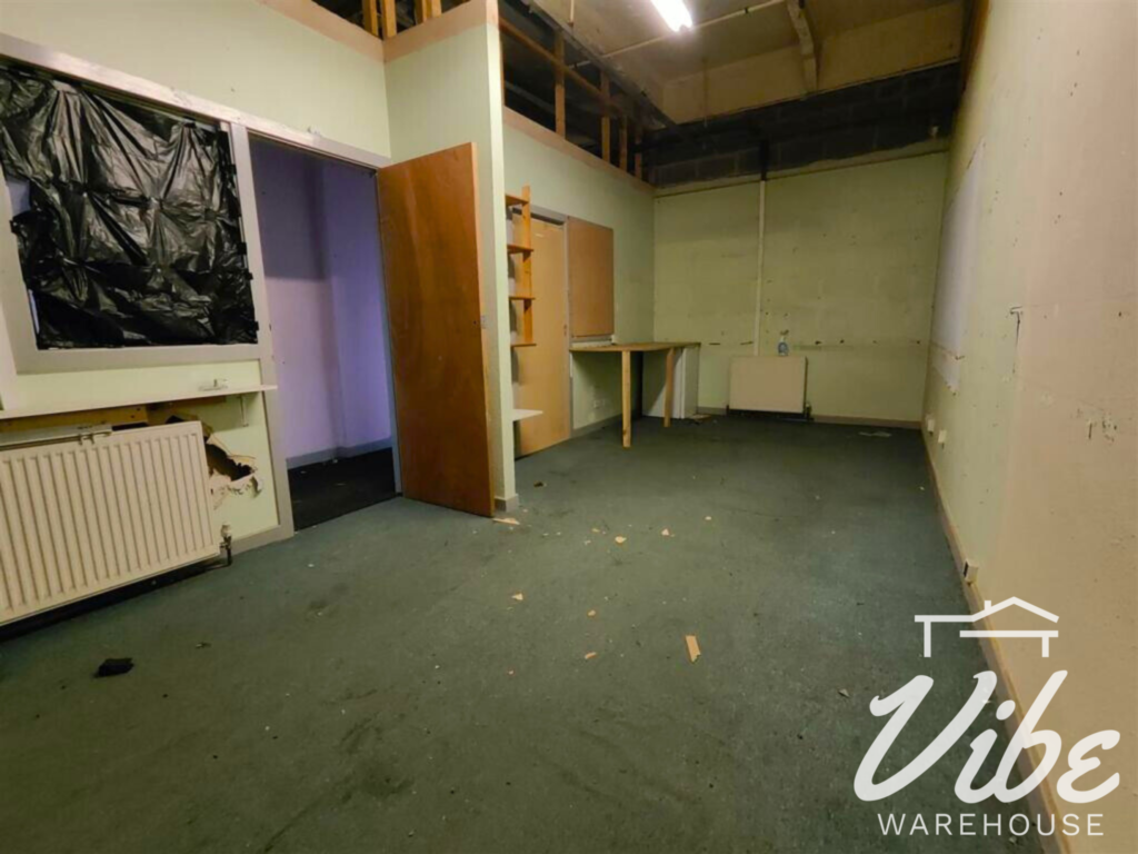 Creative Workspaces Studios: Vibe Warehouses